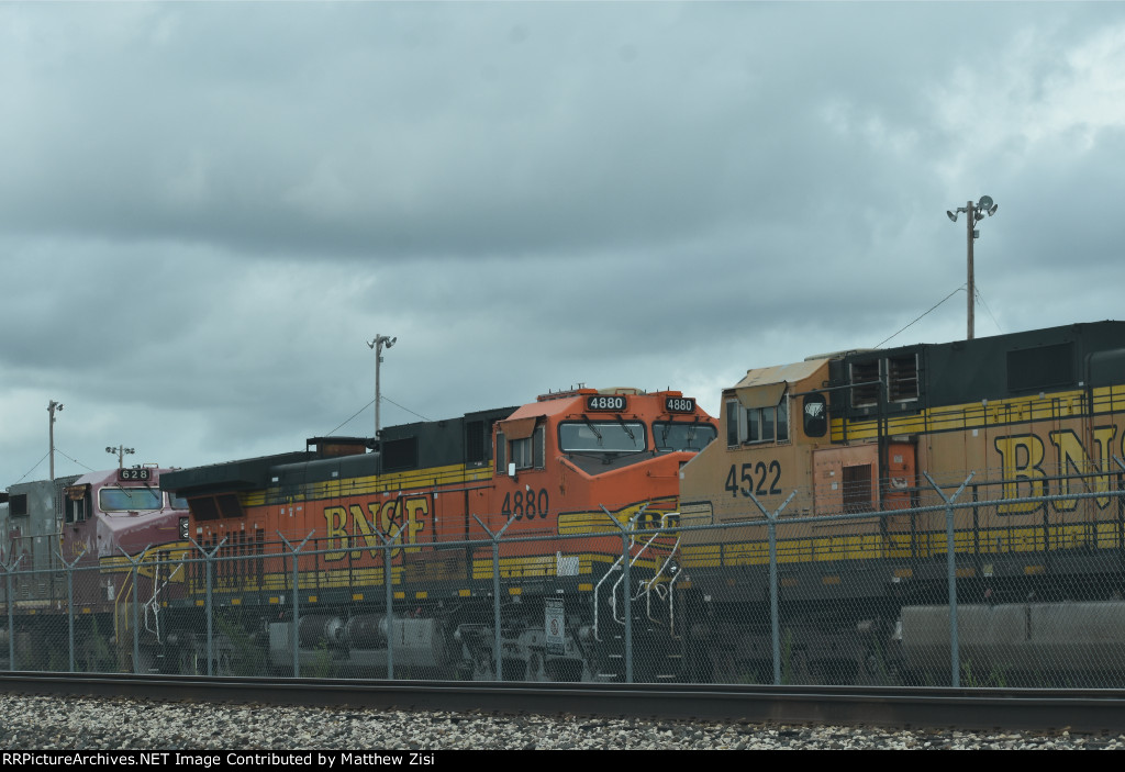 BNSF 4522 4880 628